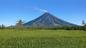 Mayon Volcano: Exploring the Active and Majestic Landmark of Bicol ...
